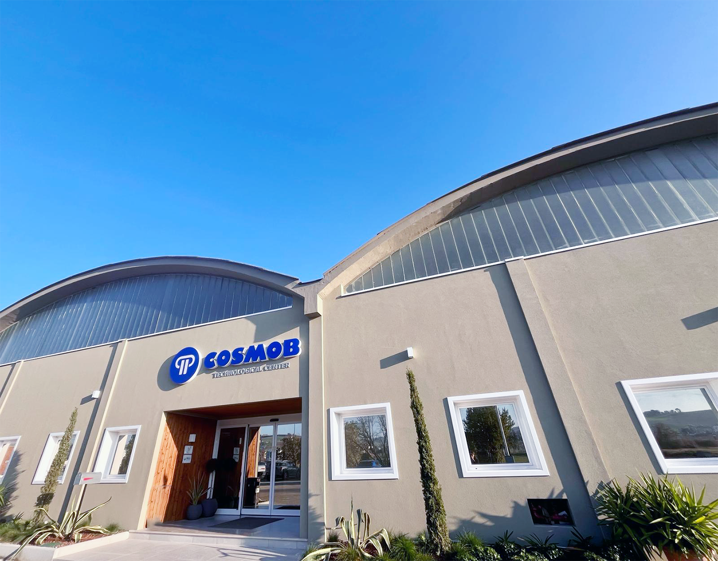 COSMOB - Soluzioni tecnologiche e servizi per la competitività delle ...