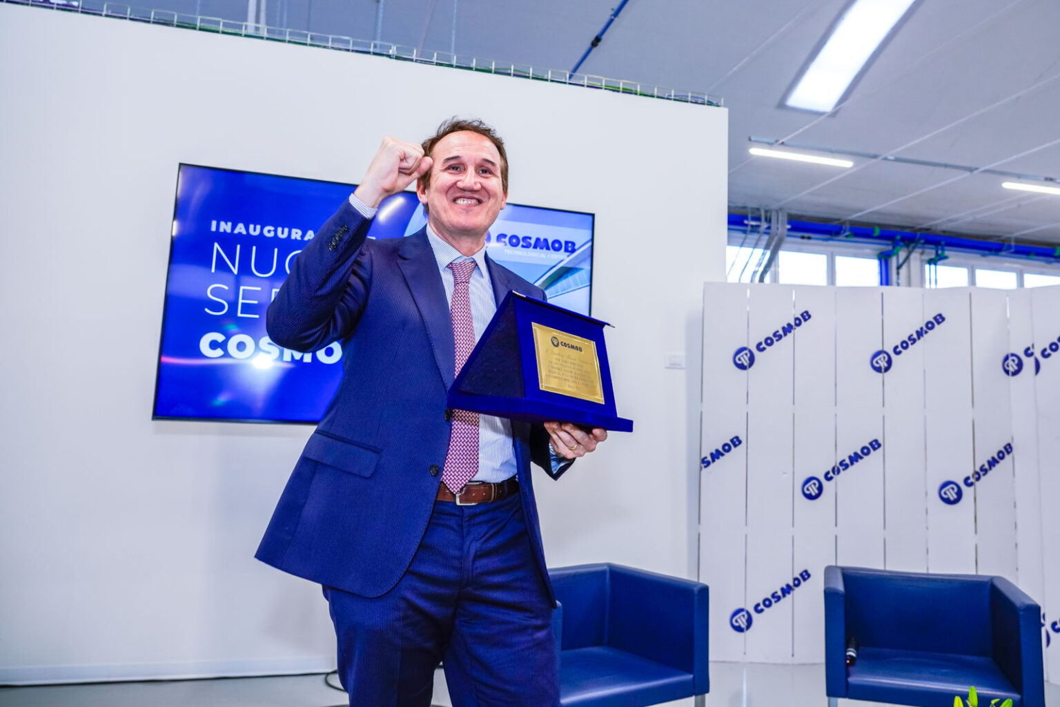 Inaugurata la nuova sede Cosmob: l'hub tecnologico per il Made in Italy ...